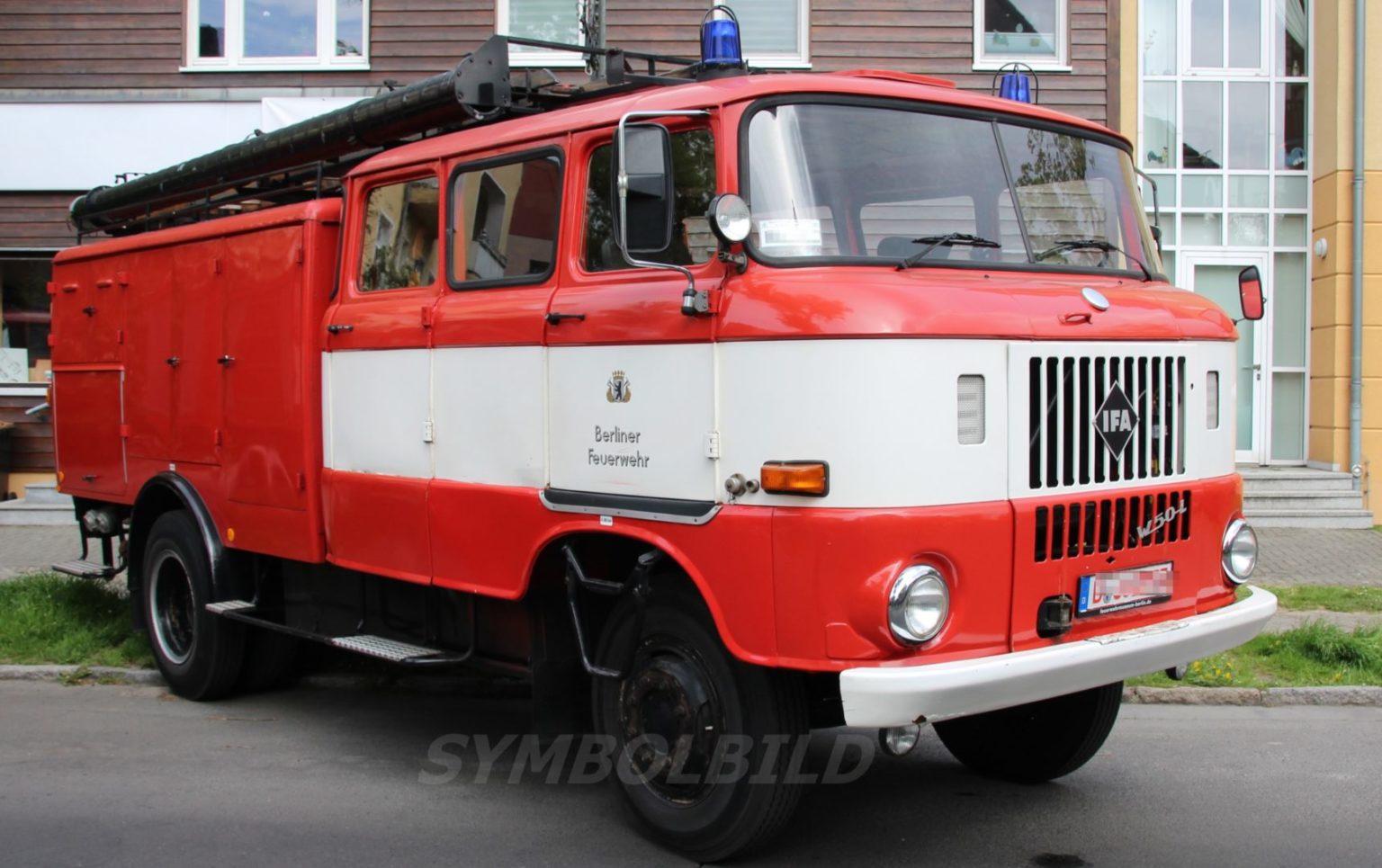 Zusammenarbeit zwischen Berliner Feuerwehr und KV Berlin wird weiter ...