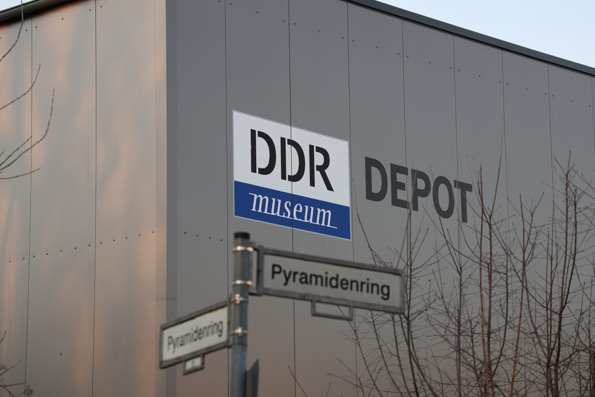Eröffnung des neuen „DDR Museum Depot“ in Marzahn - Marzahn-Hellersdorf ...